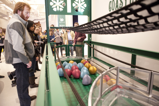 The Museum of Math, Shapes That Roll, and Mime-matics | Math Munch